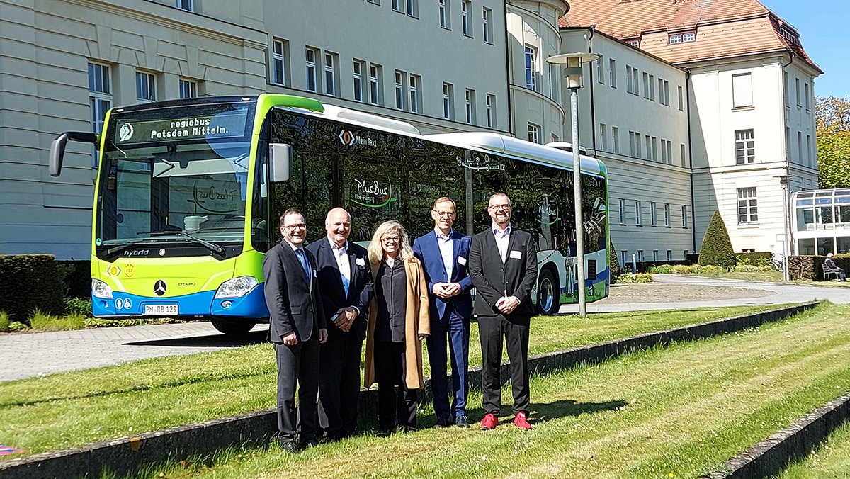 10 Jahre PlusBus - Mit dem Bus in die mobile Zukunft | VBB Unternehmen